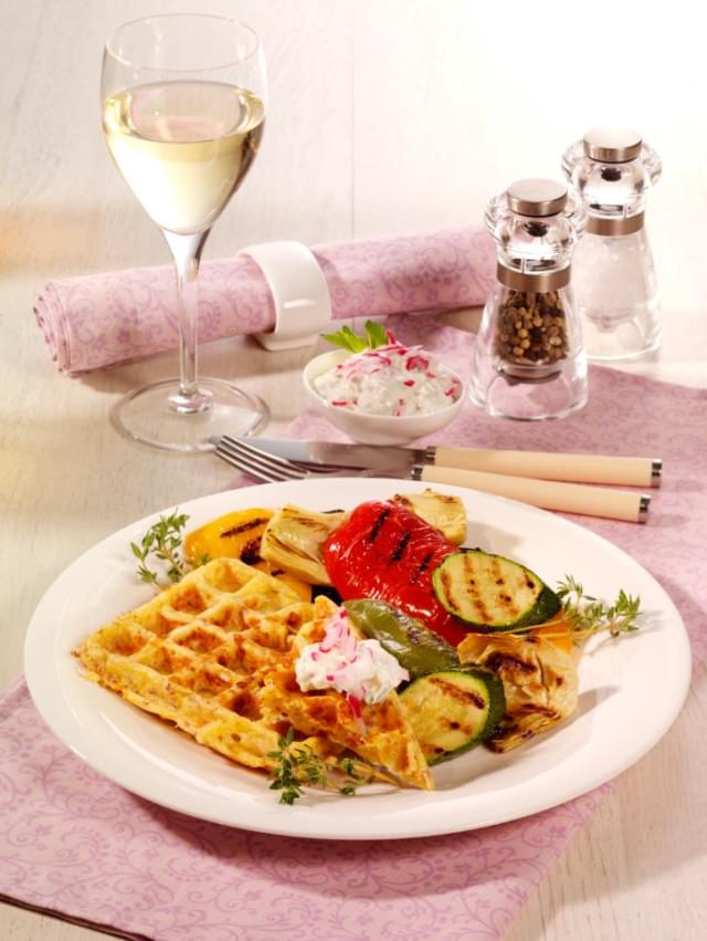 Würstl-Spieß auf Bier-Kraut - Rezepte - Service-Bund